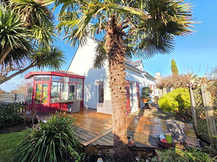 Maison à vendre - Tréméoc - 5 pièces - 4 chambres