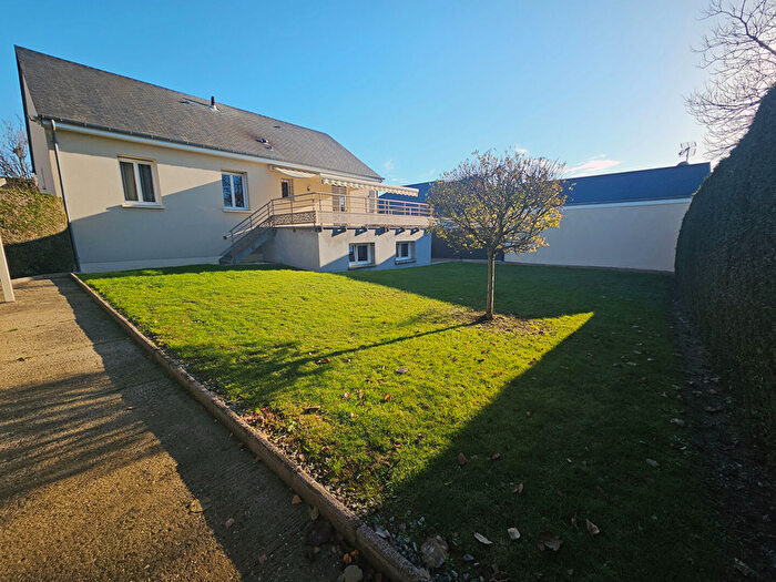 Maison à vendre - Château-Gontier - 4 pièces - 3 chambres