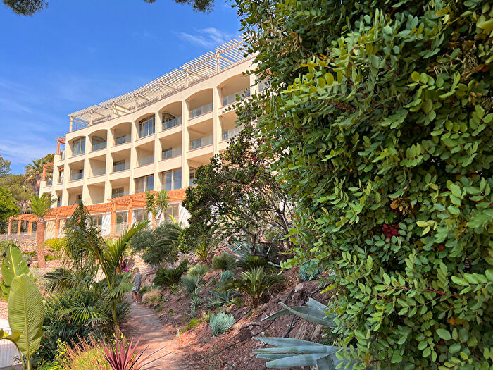 Appartement à vendre - Carqueiranne - 4 pièces - 3 chambres