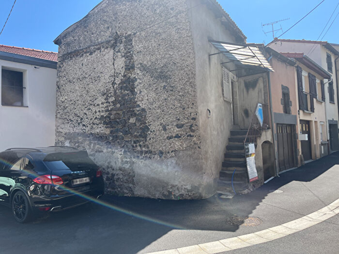 Maison 1 pièce à Ceyrat, à vendre