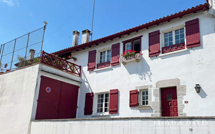 Maison 7 pièces à vendre à La Bastide-Clairence