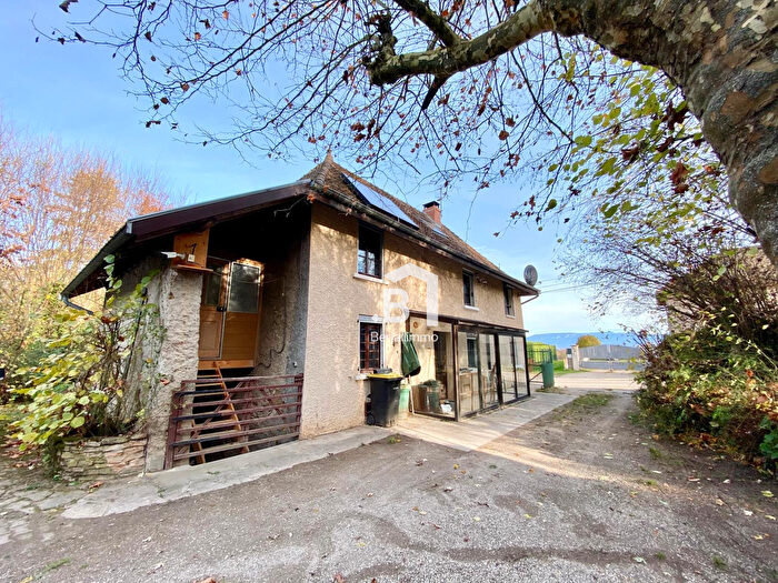 Maison à vendre - Dolomieu - 5 pièces - 3 chambres