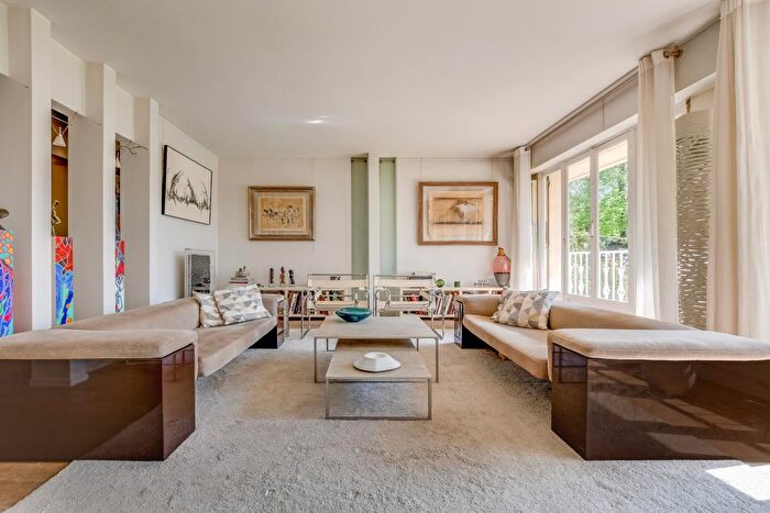 Appartement à vendre - Paris e , Bel-Air, Sud - 5 pièces - 4 chambres