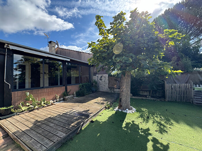 Maison à vendre - Saint-Juéry - 5 pièces - 4 chambres