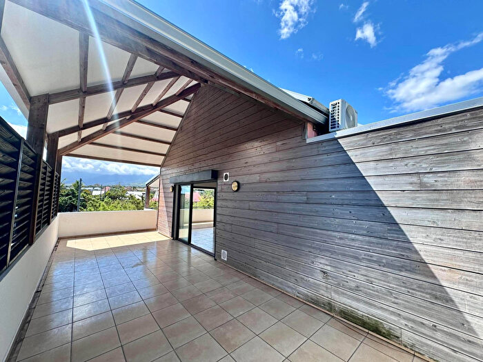 Appartement 4 pièces à Saint-Pierre, Bois d'Olive, à vendre