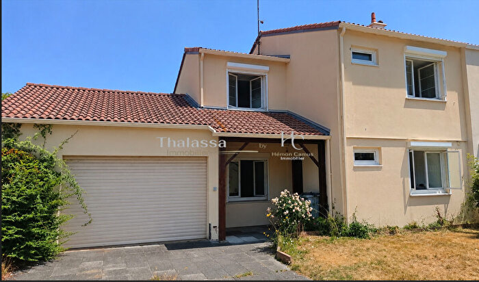 Maison 6 pièces à Saint-Brevin-les-Pins, Centre-ville, Stade, à vendre