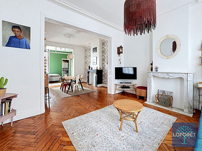 Valenciennes, Cheminots, Acalas, Fb de Lille : Maison 6 pièces à vendre