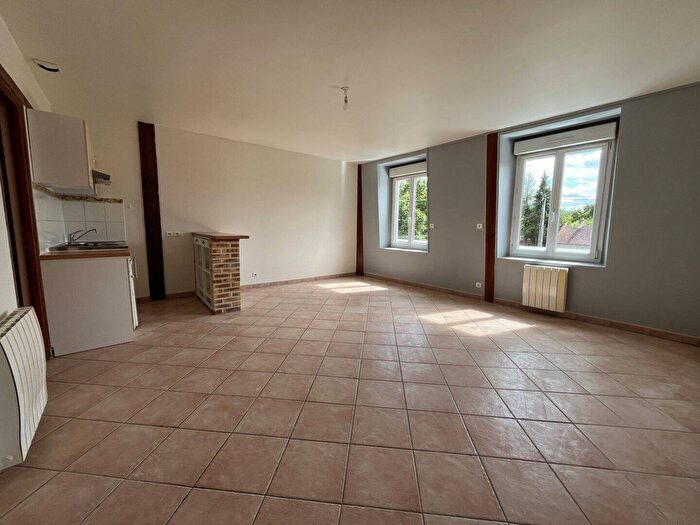 Appartement 2 pièces à Bézu-Saint-Éloi, à louer