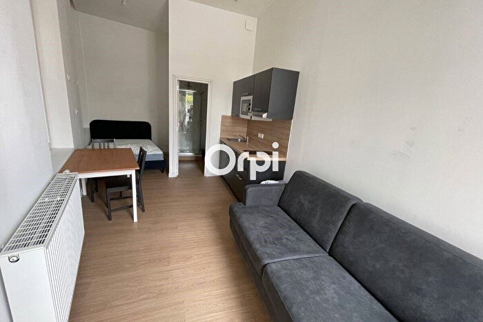 Moulins, Lille : Appartement 1 pièce à louer