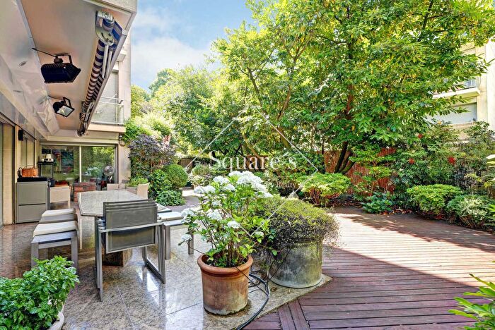 Appartement à vendre - Neuilly-sur-Seine, Saint-James, Madrid - 8 pièces - 4 chambres