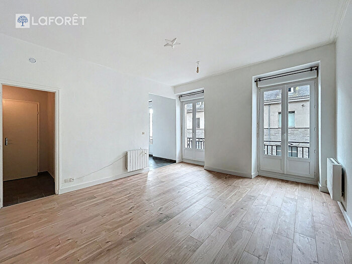 Appartement à louer - Pontivy, Centre-ville, Blavet - 1 pièce