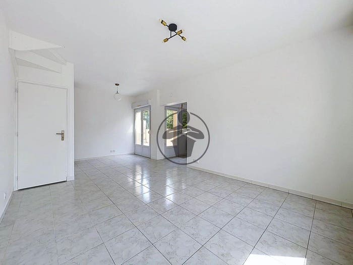 Maison 3 pièces à Centre Ville, Saint-Quentin, à louer