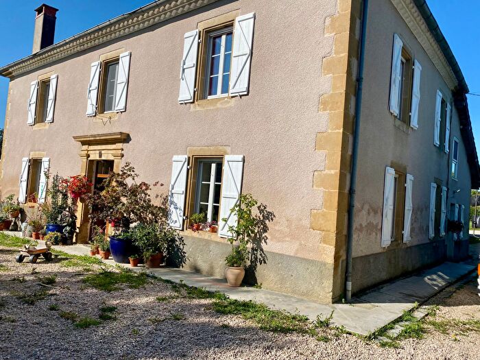 Boulogne-sur-Gesse - Maison 8 pièces à vendre