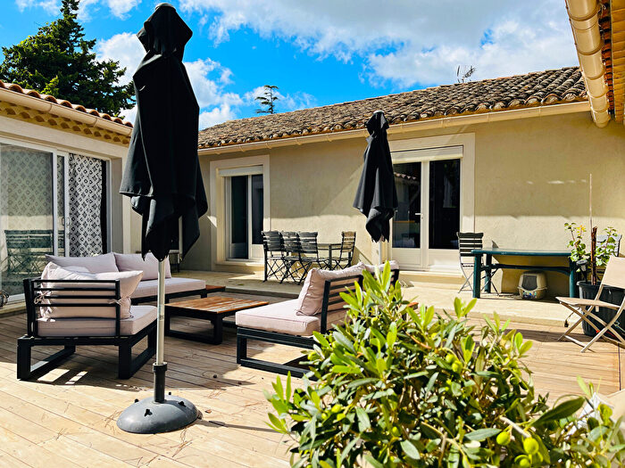 Maison à vendre - Cavaillon - 5 pièces - 3 chambres