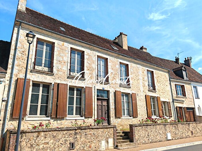 Maison à vendre - Nogent-le-Rotrou - 11 pièces - 3 chambres