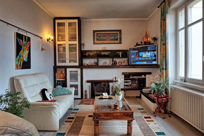 Appartement à vendre - Roanne, Gare - 6 pièces - 4 chambres