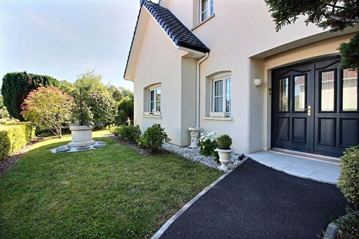 Maison 6 pièces à Camiers, à vendre