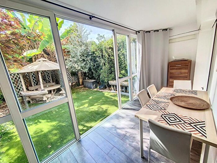 Appartement à vendre - Saint-Laurent-du-Var, Bord de Mer, Port de Plaisance - 2 pièces - 1 chambre