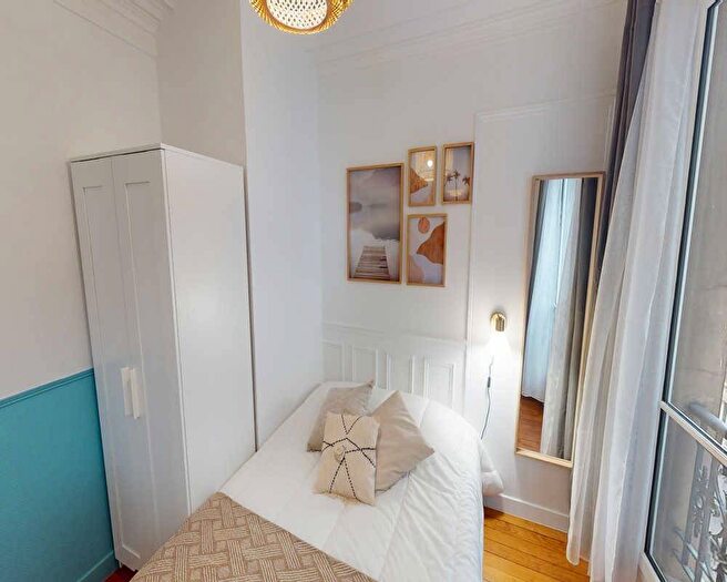 Clignancourt-Jules Joffrin, Paris 18ème arrondissement : Appartement 6 pièces à louer