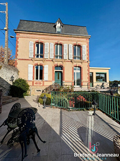 Maison 7 pièces à vendre à Laval, Hilard
