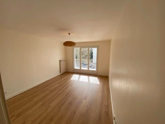 Appartement à louer - Clagny-Glatigny, Versailles - 3 pièces - 2 chambres