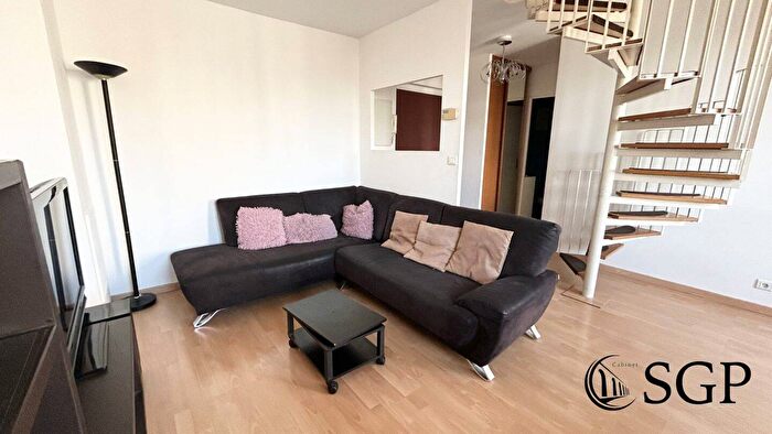 Appartement à louer - Saint Quentin, Montigny-le-Bretonneux - 3 pièces - 2 chambres
