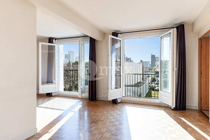 Courbevoie, Marceau République : Appartement 5 pièces à vendre