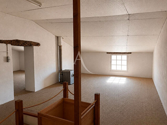 Estoublon : Maison 6 pièces à vendre
