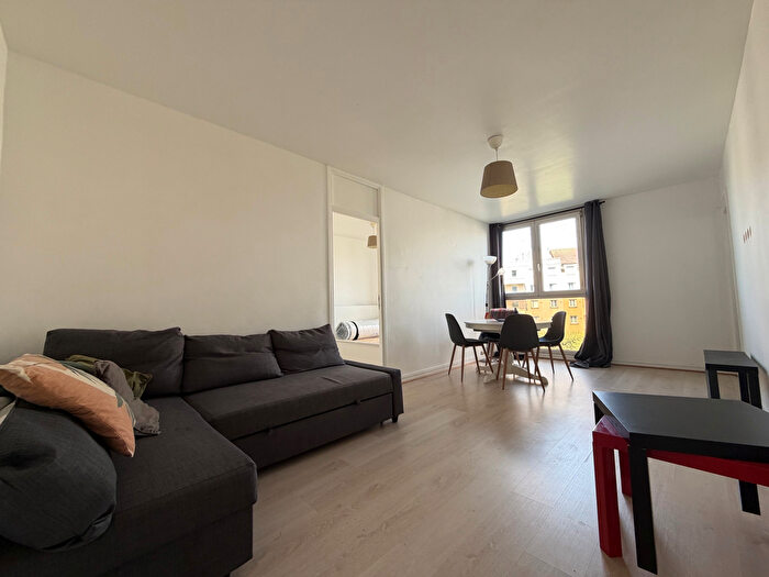 Thiais, Clury, Victor Hugo : Appartement 2 pièces à louer