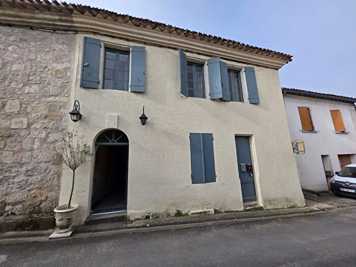 Maison à vendre - Lauzun - 8 pièces - 2 chambres