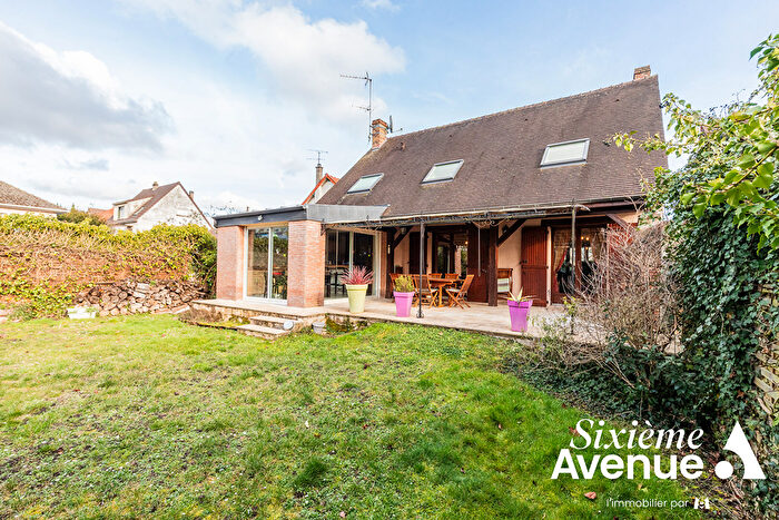 Maison à vendre - Savigny-sur-Orge, Gâtines - 6 pièces - 5 chambres