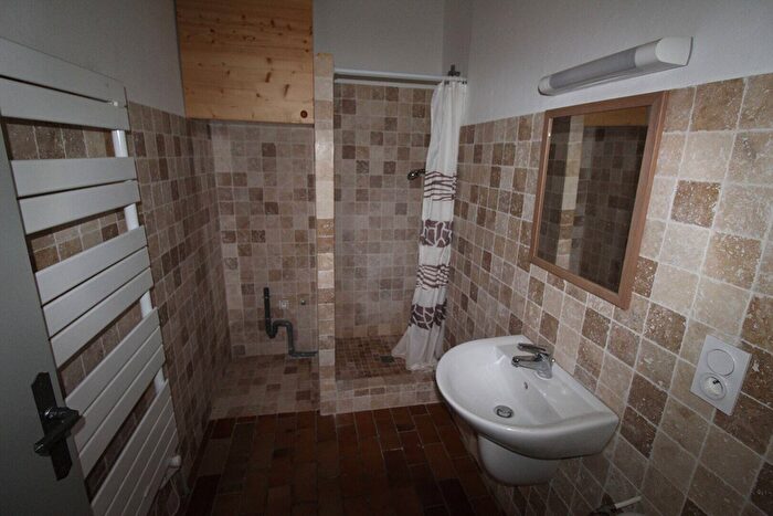 Appartement à louer - Maussane-les-Alpilles - 2 pièces - 1 chambre