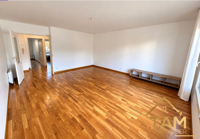 Appartement 3 pièces à vendre à Saint-Cyr-l'École, Centre-ville
