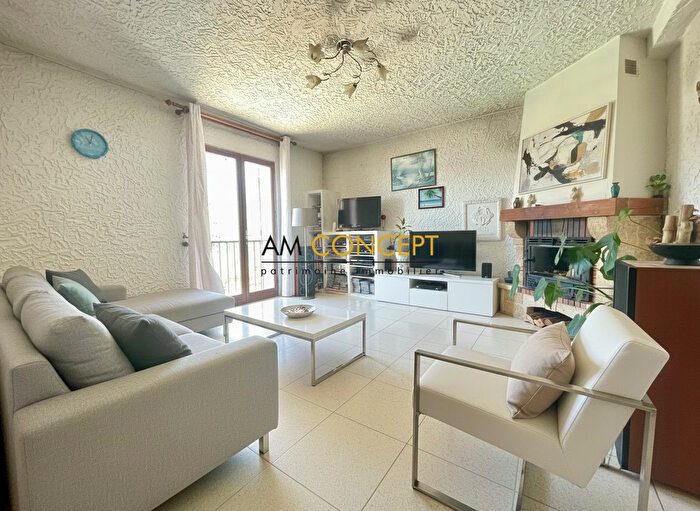 Carros : Maison 6 pièces à vendre
