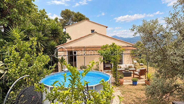 Saint-Laurent-du-Var, Tuilière, Sainte-Petronille, Les Crottes, Tour, Iscles : Maison 4 pièces à vendre