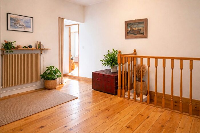 Maison à vendre - Montgeroult - 7 pièces - 5 chambres