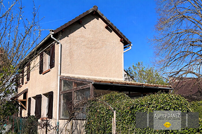 Sainte-Mesme : Maison 3 pièces à vendre