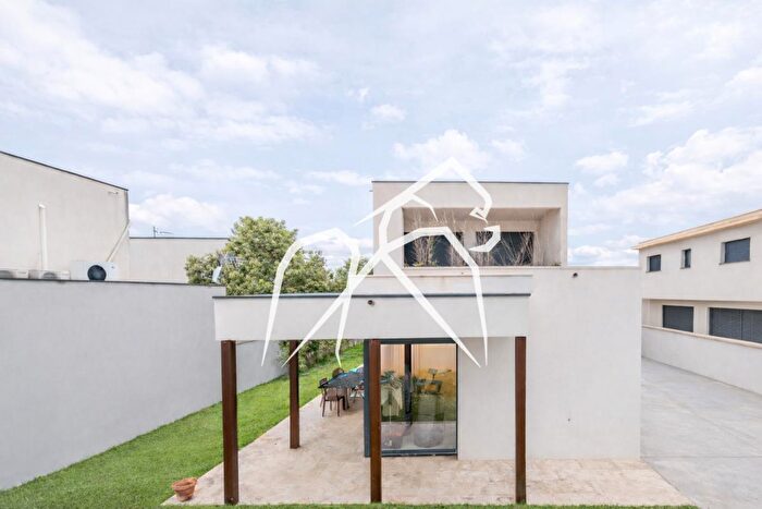 Maison à vendre - Villeneuve-lès-Maguelone - 5 pièces - 3 chambres