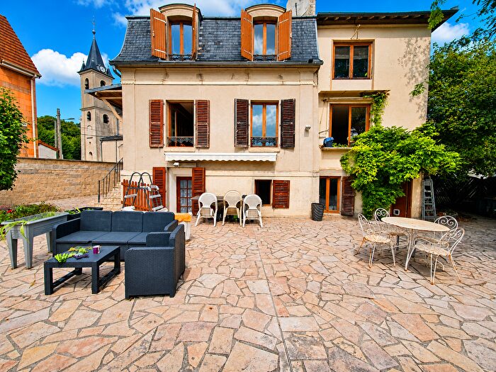 Maison 7 pièces à vendre à Coubron