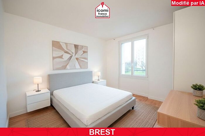 Appartement à vendre - Brest, Saint-Marc, Kérampéré - 4 pièces - 3 chambres