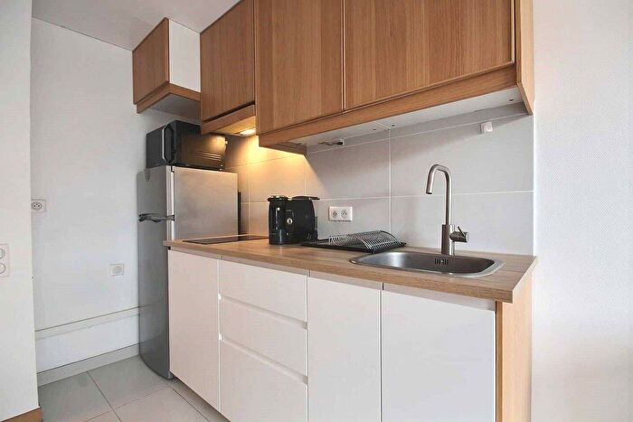 Appartement à louer - Vaugirard-Parc des Expositions, Paris ème arrondissement - 1 pièce