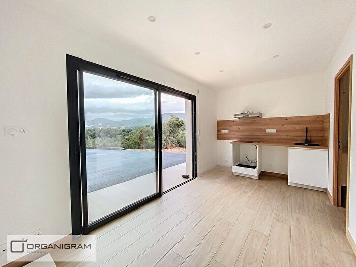 Appartement à louer - Grosseto-Prugna - 1 pièce