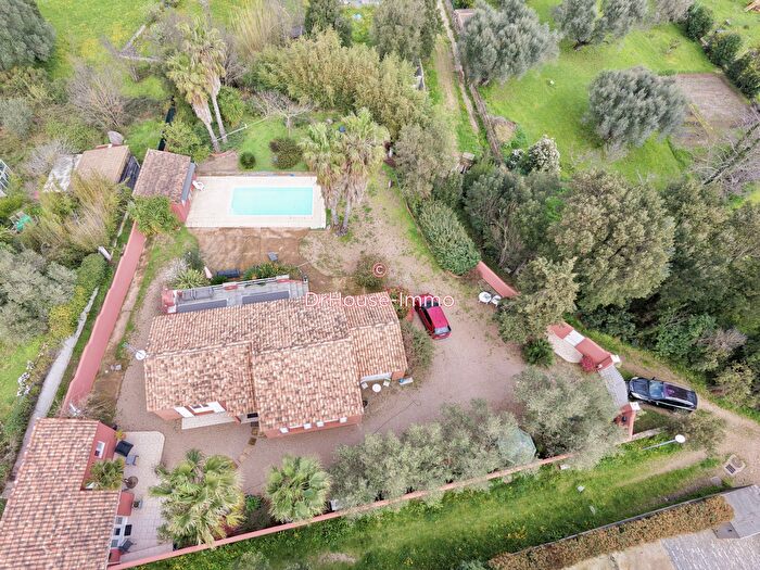 Maison à vendre - Porto-Vecchio - 5 pièces - 3 chambres