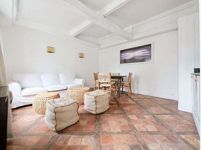 Monnaie, Paris 6ème arrondissement : Appartement 3 pièces à louer