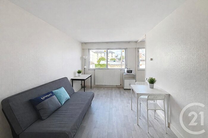 Appartement 1 pièce à louer - Orléans, Saint-Vincent, Pasteur
