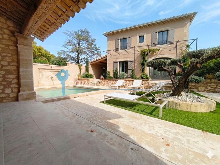 Maison à vendre - Maillane - 5 pièces - 3 chambres