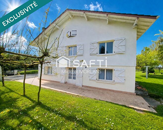 Maison à vendre - Navarrenx - 6 pièces - 4 chambres