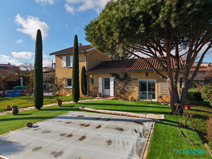 Maison à vendre - Sainte-Consorce - 5 pièces - 3 chambres