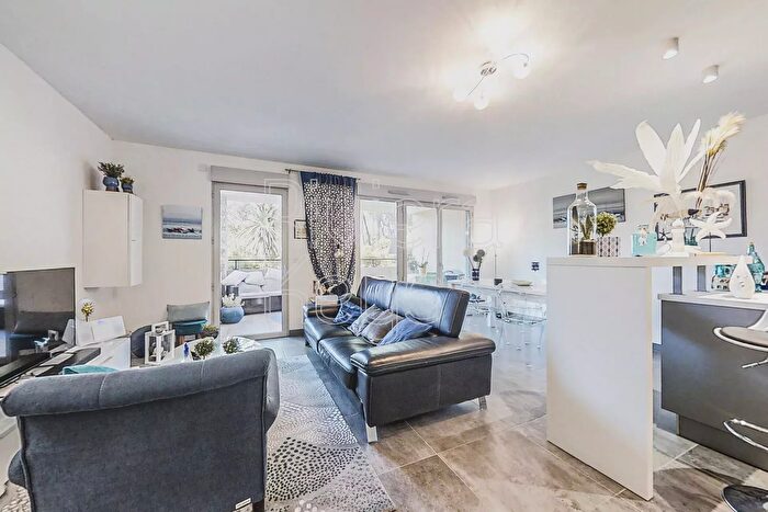 Appartement à vendre - Saint-Raphaël, Valescure, Vaulongue - 3 pièces - 2 chambres