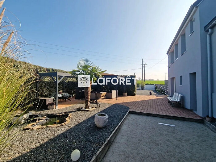 Maison à vendre - Escoville - 8 pièces - 5 chambres